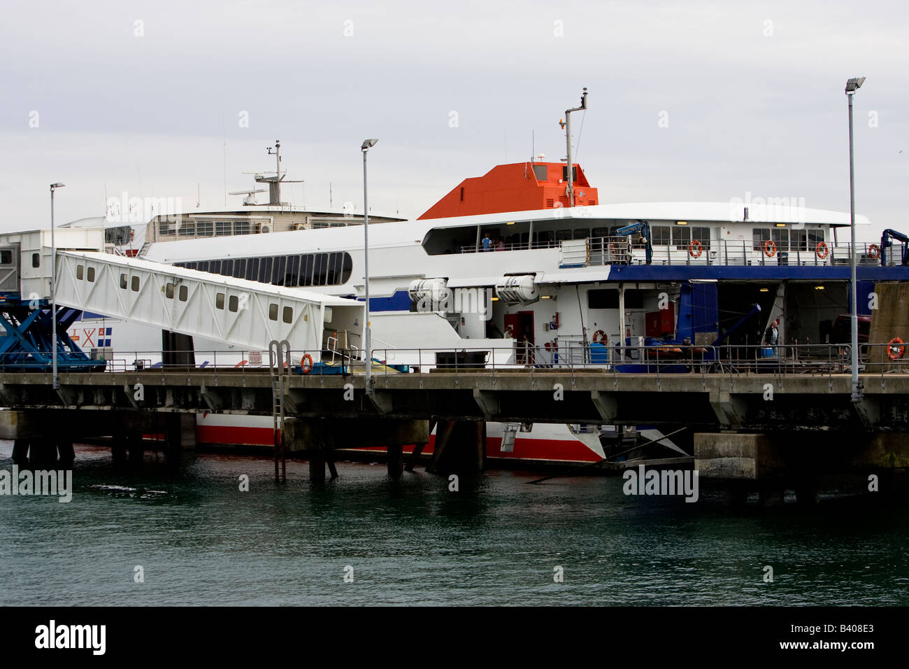 Condor express catamaran ferry pour passagers Banque de photographies et d’images à haute ...