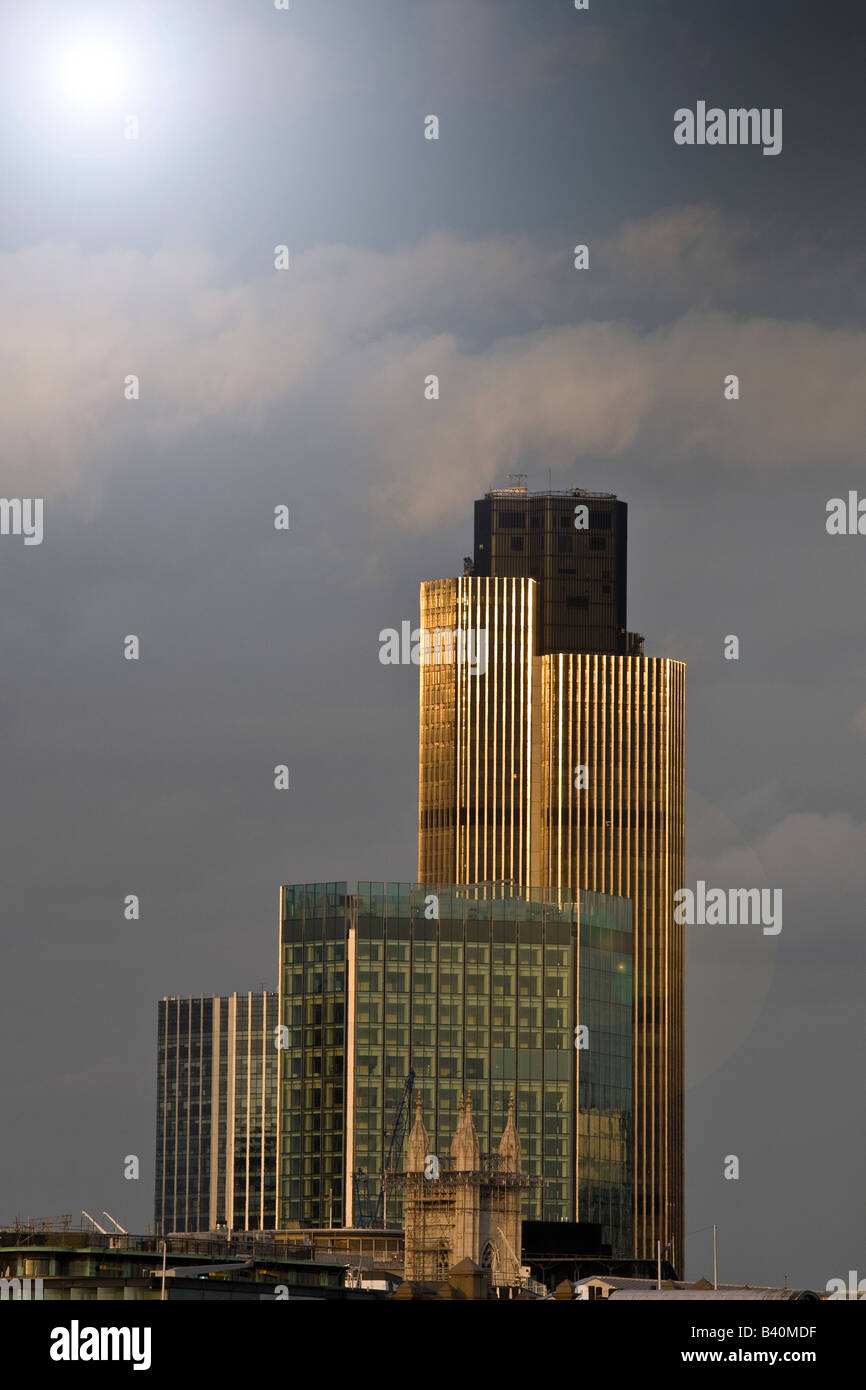 Bâtiments de la tour natwest Banque de photographies et d’images à ...