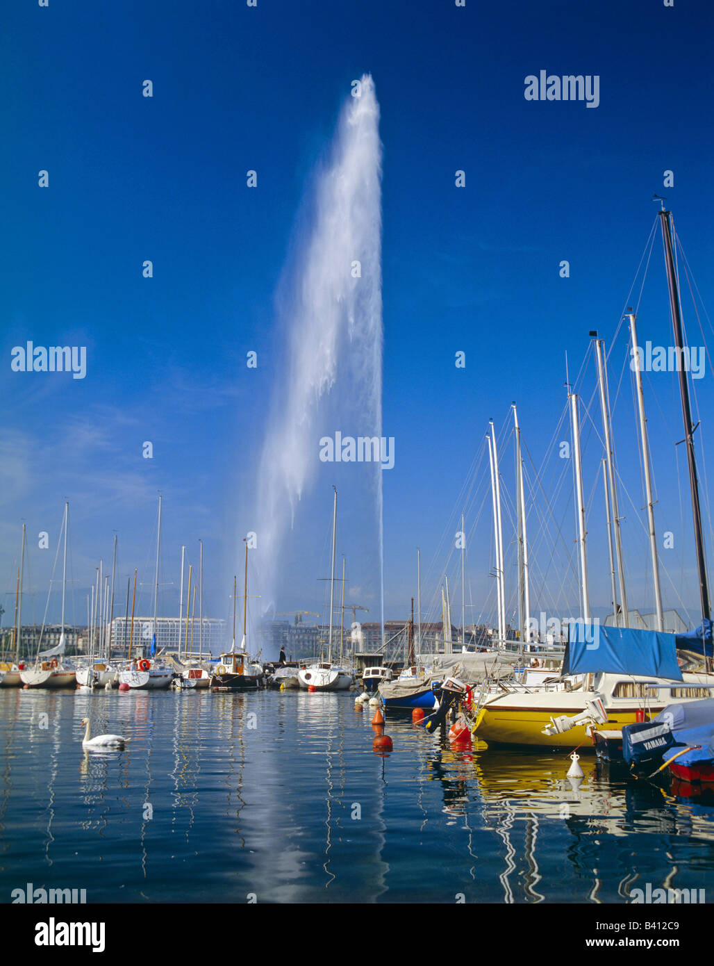 La fontaine du Jet d'eau du lac de Genève Suisse Photo Stock - Alamy