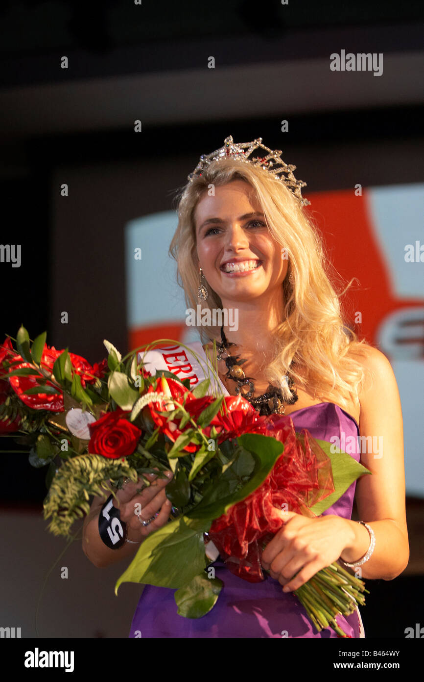 Laura coleman winner miss england Banque de photographies et d’images à ...