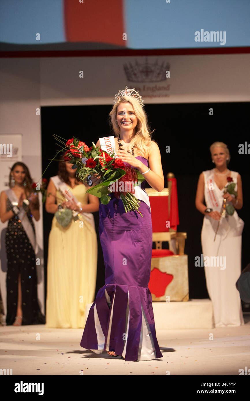 Laura coleman winner miss england Banque de photographies et d’images à ...