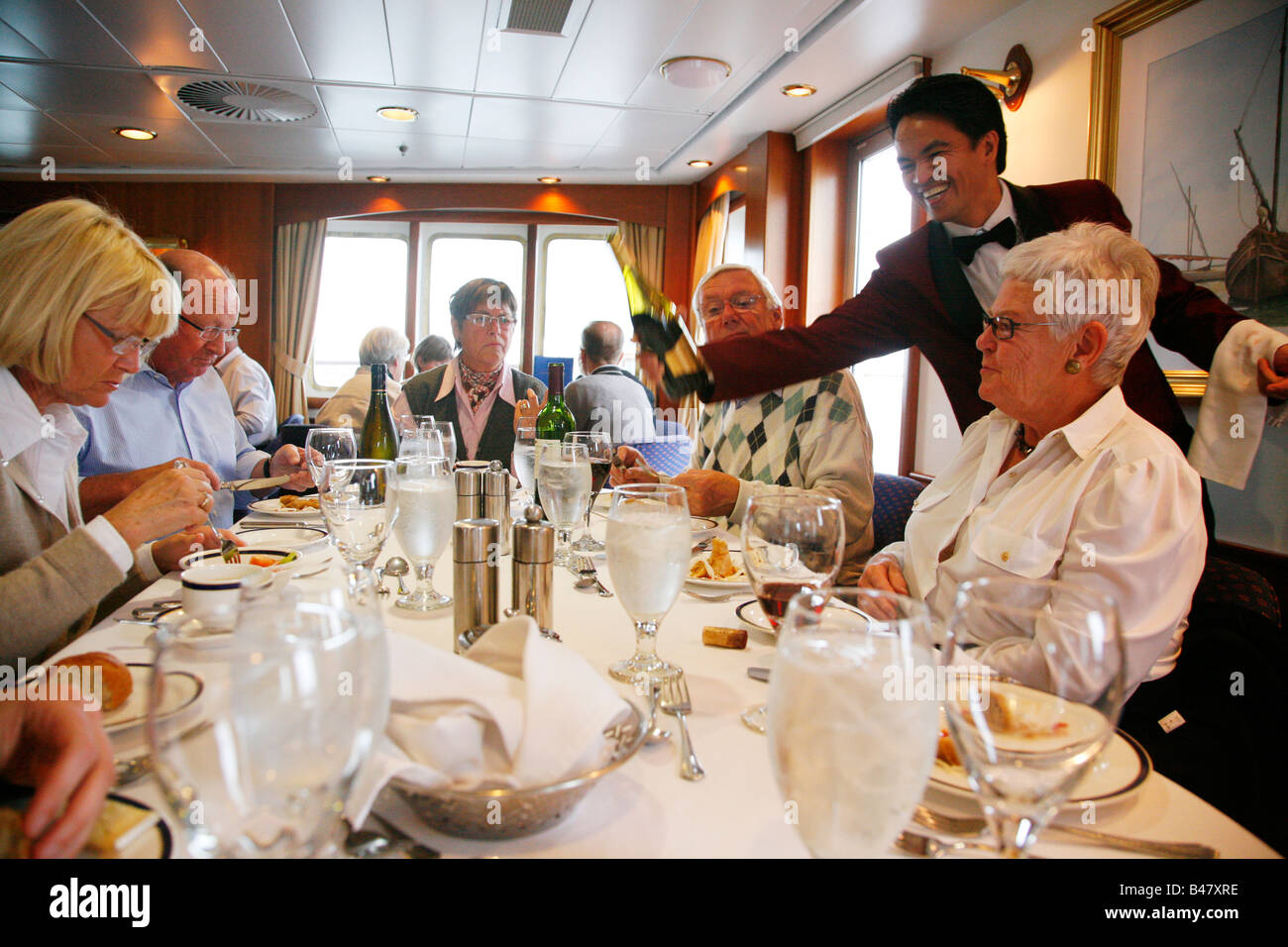Clipper adventurer cruise ship Banque de photographies et d’images à ...