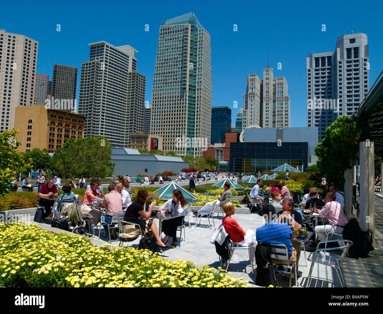 Moscone convention center Banque de photographies et d’images à haute ...