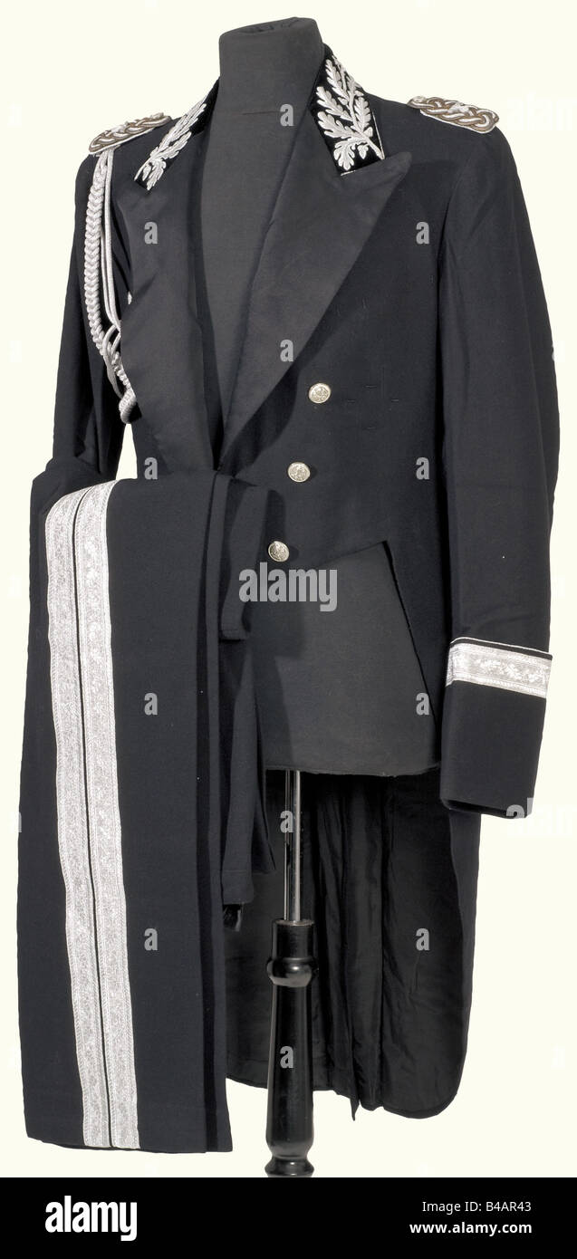 Uniforme diplomatique Banque de photographies et d’images à haute ...