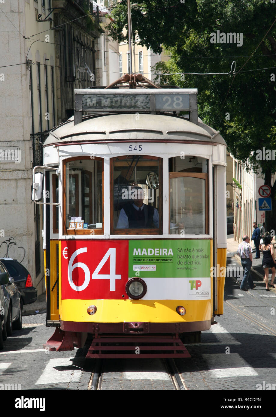 Tram 28 Banque de photographies et d’images à haute résolution - Alamy