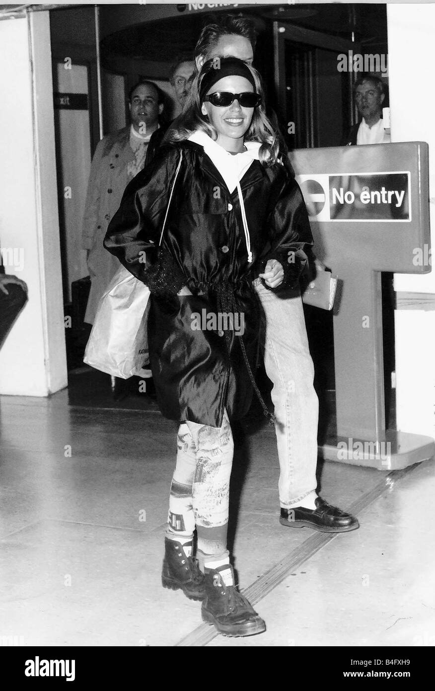 Chanteuse kylie minogue Banque d'images noir et blanc - Alamy