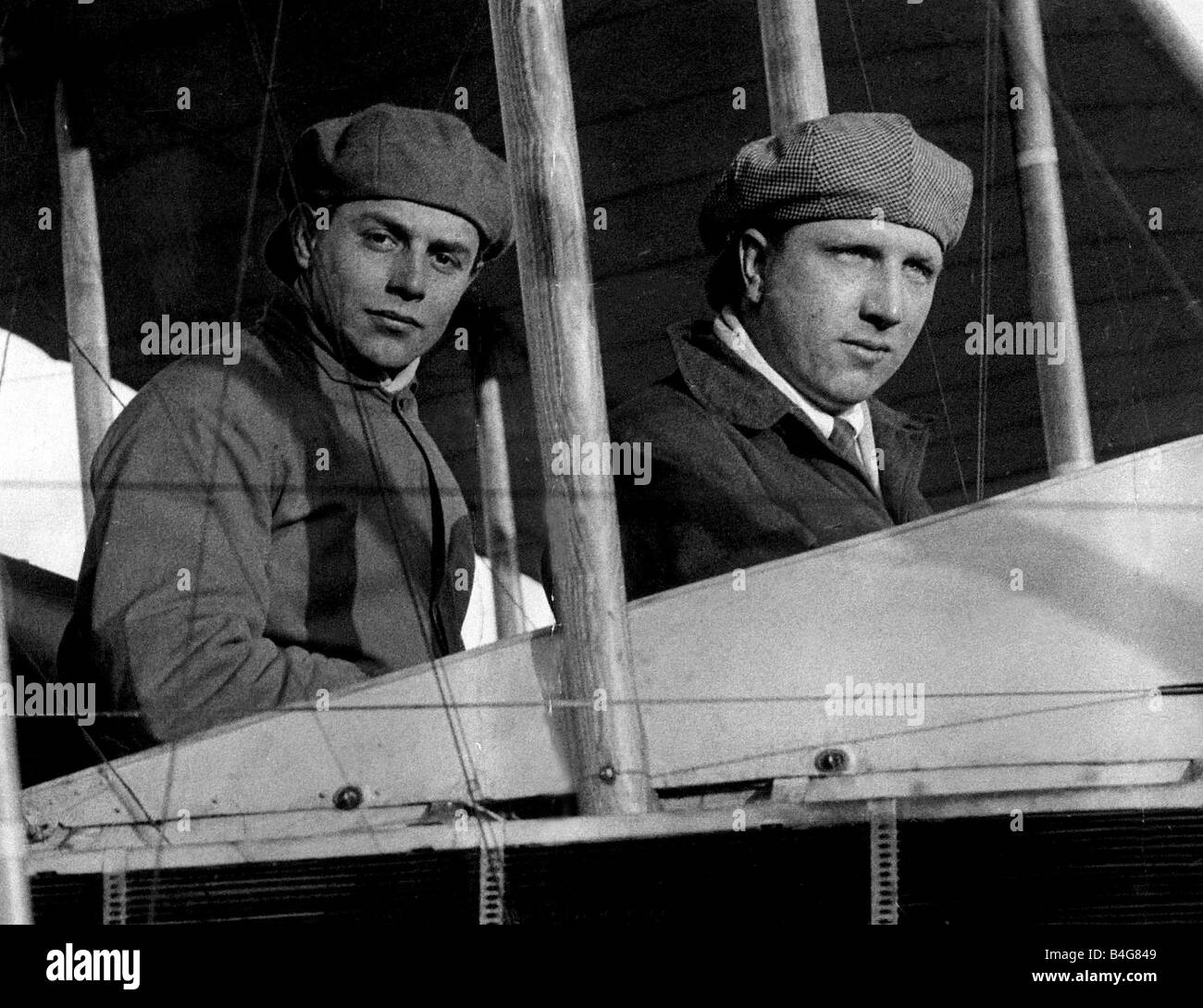 John alcock Banque de photographies et d’images à haute résolution - Alamy