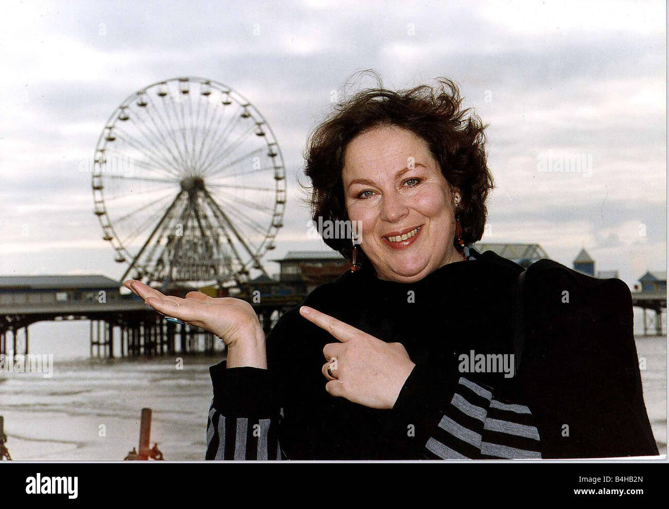 Pam ferris Banque de photographies et d’images à haute résolution - Alamy