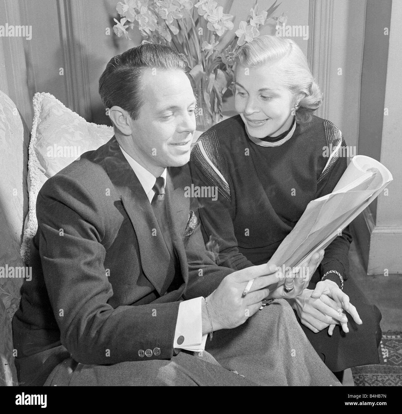 Cigarette films Banque de photographies et d’images à haute résolution ...