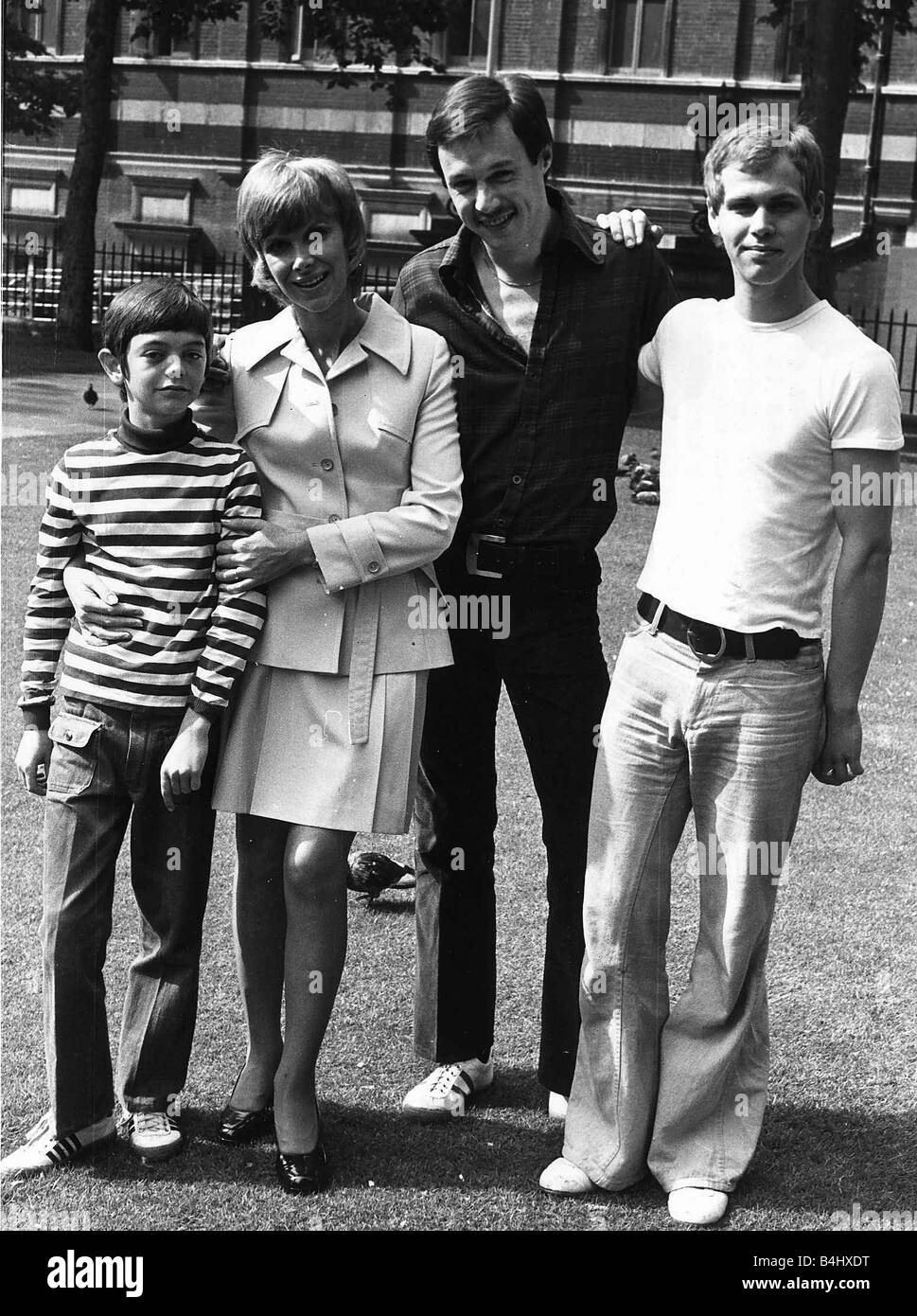 Wendy craig actress Banque de photographies et d’images à haute ...
