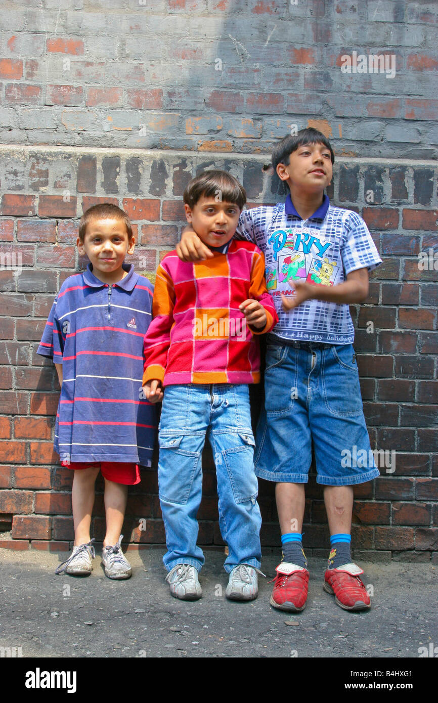 Les enfants roms Banque de photographies et d’images à haute résolution ...