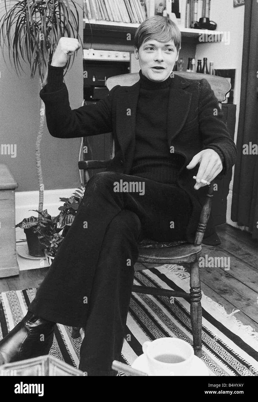 Actor simon ward Banque de photographies et d’images à haute résolution ...