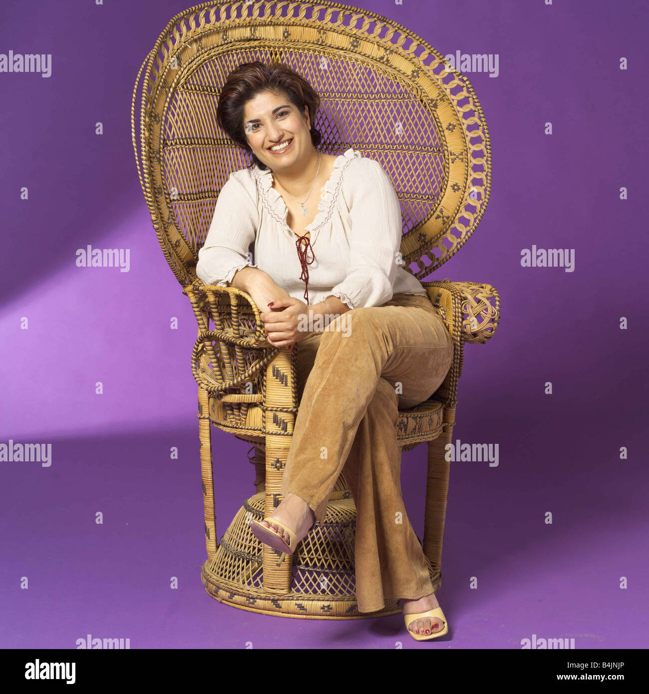 Mina anwar june 2002 actress Banque de photographies et d’images à ...