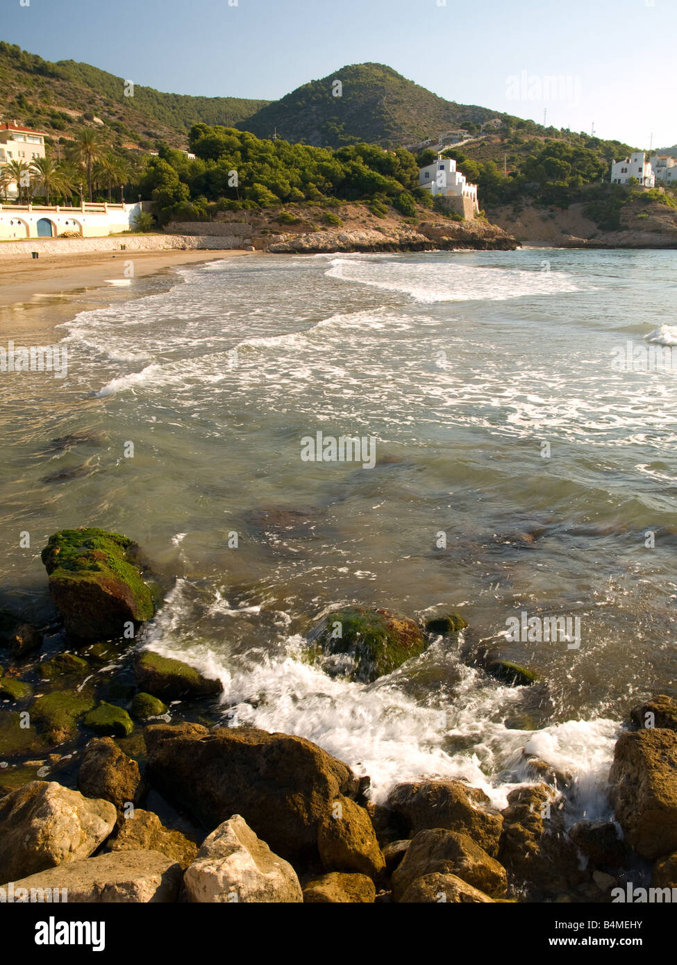 Sitges spain beach Banque de photographies et d’images à haute ...