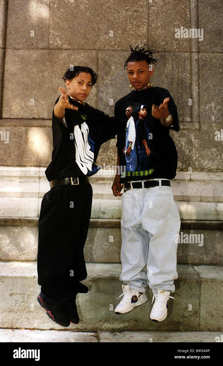 Kriss Kross Banque d'image et photos - Alamy