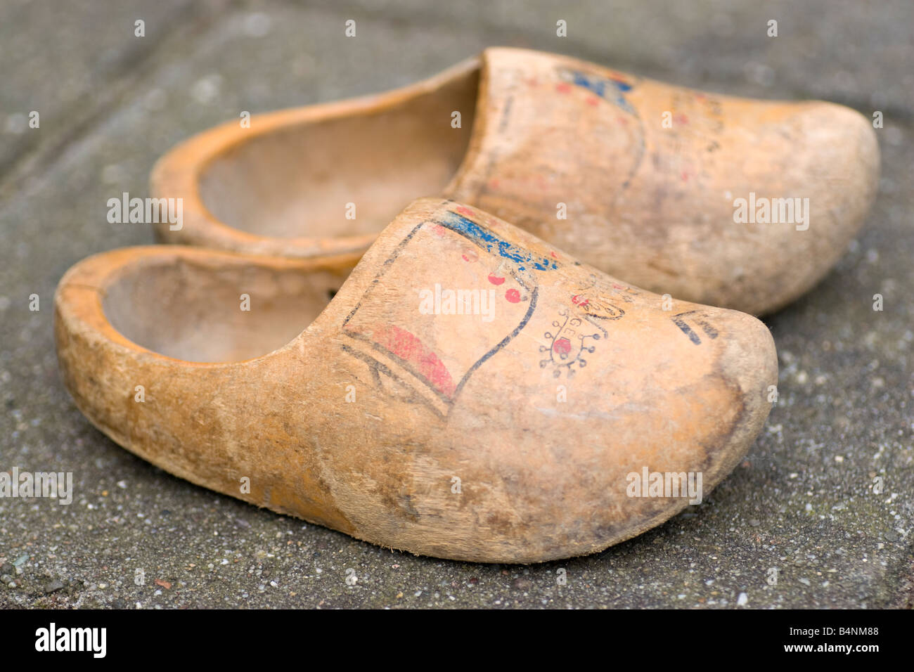 Sabots anciens en bois Banque de photographies et d’images à haute ...
