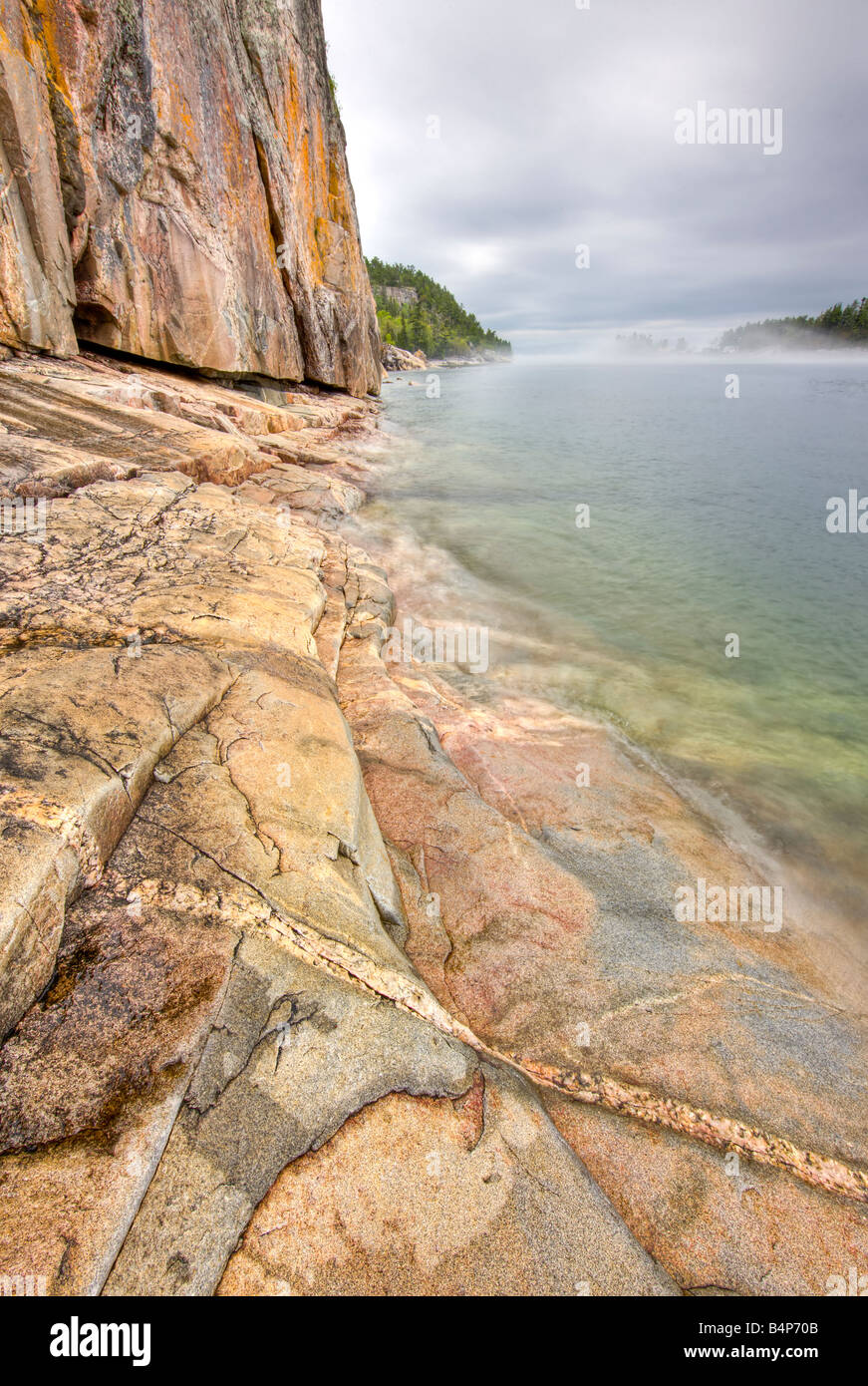 Rocher Agawa, Agawa Rock Pictogrammes Trail, le lac Supérieur, le parc ...