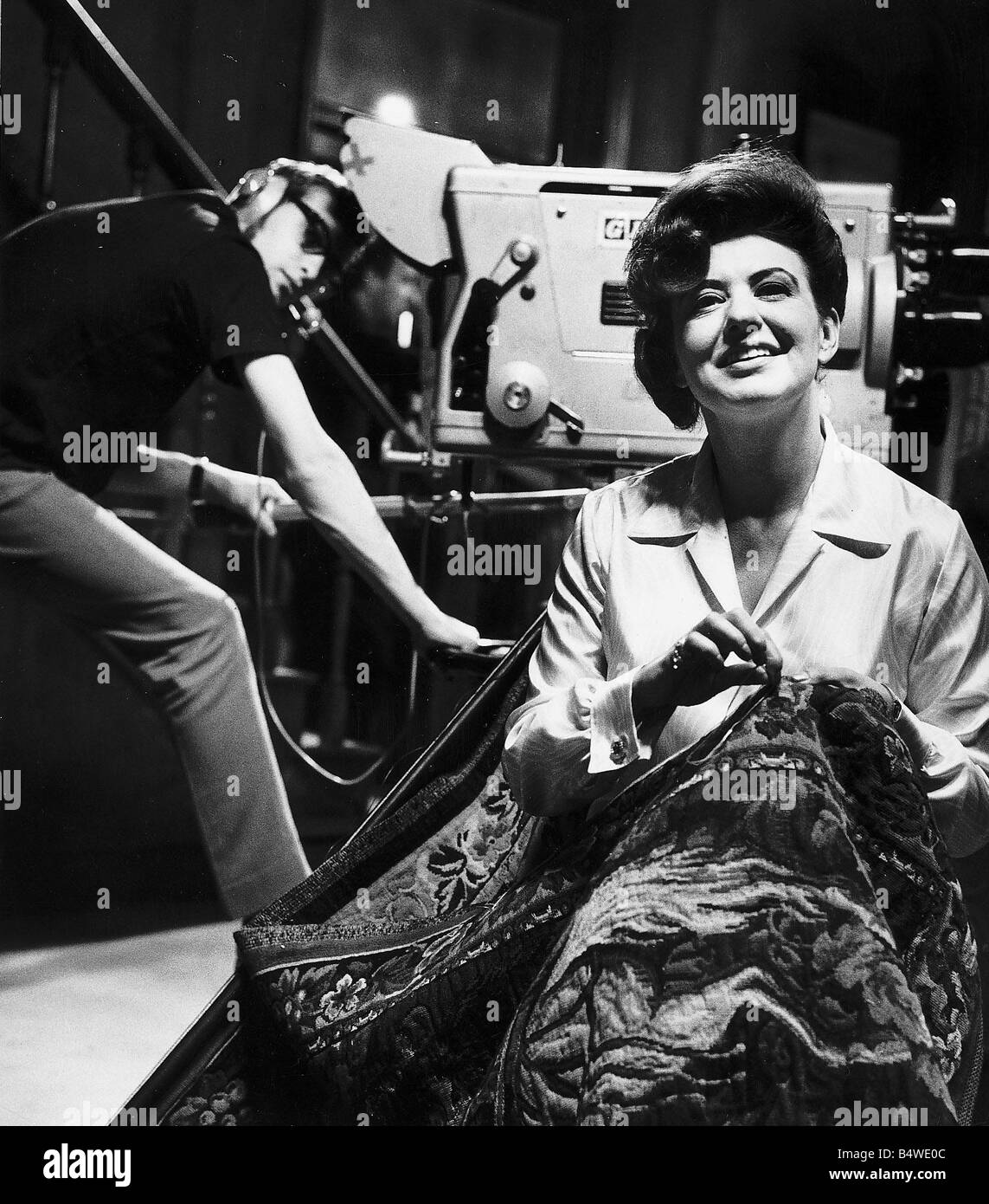 Actrice pat phoenix Banque d'images noir et blanc - Alamy