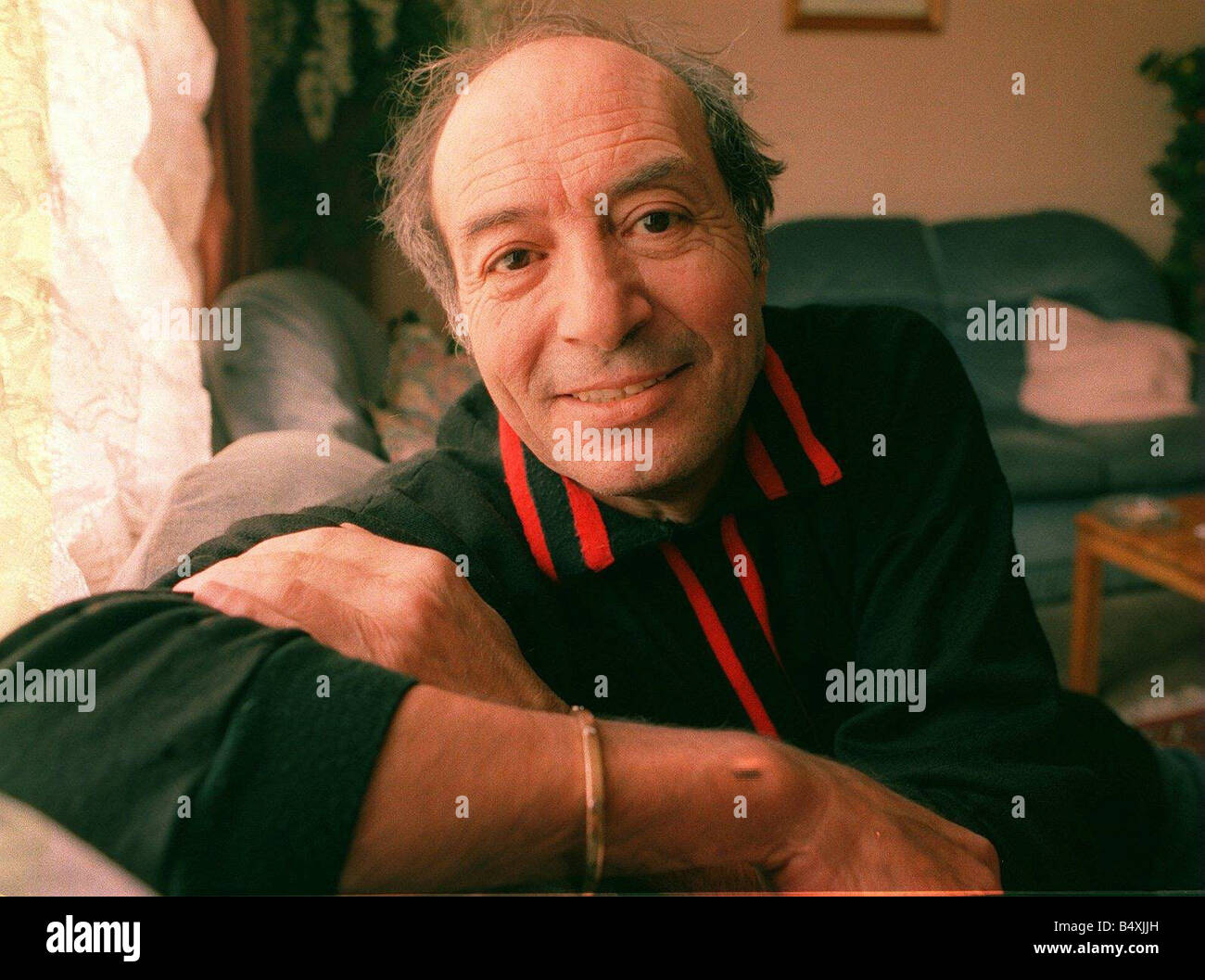 Roberto Bernardi qui a chanté sur la même loi de Las Vegas que Frank Sinatra dans les années 50 ...