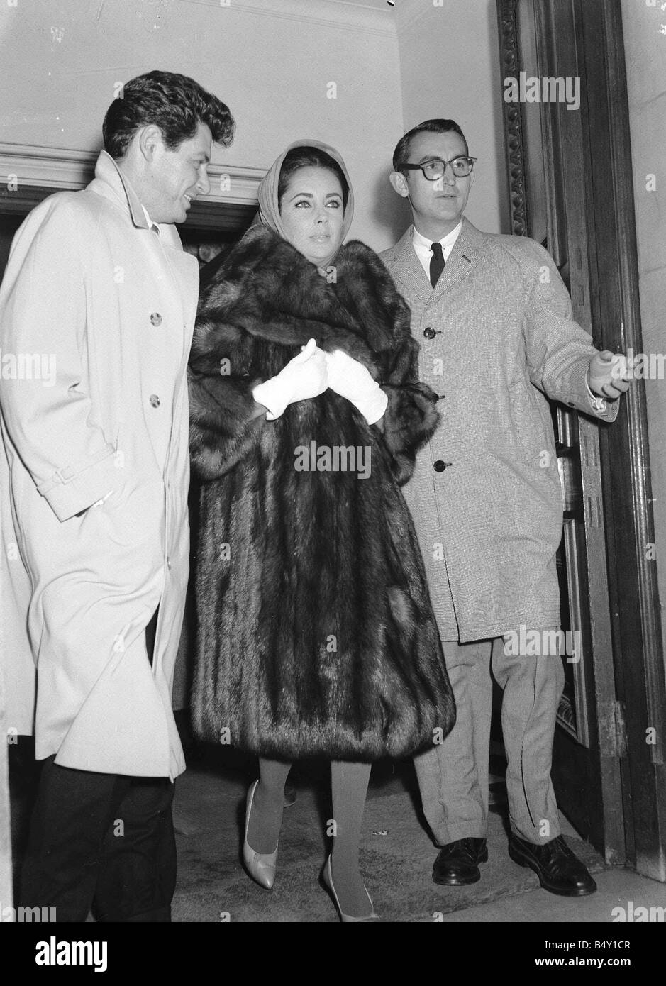 Elizabeth taylor elizabeth taylor Banque d'images noir et blanc - Alamy