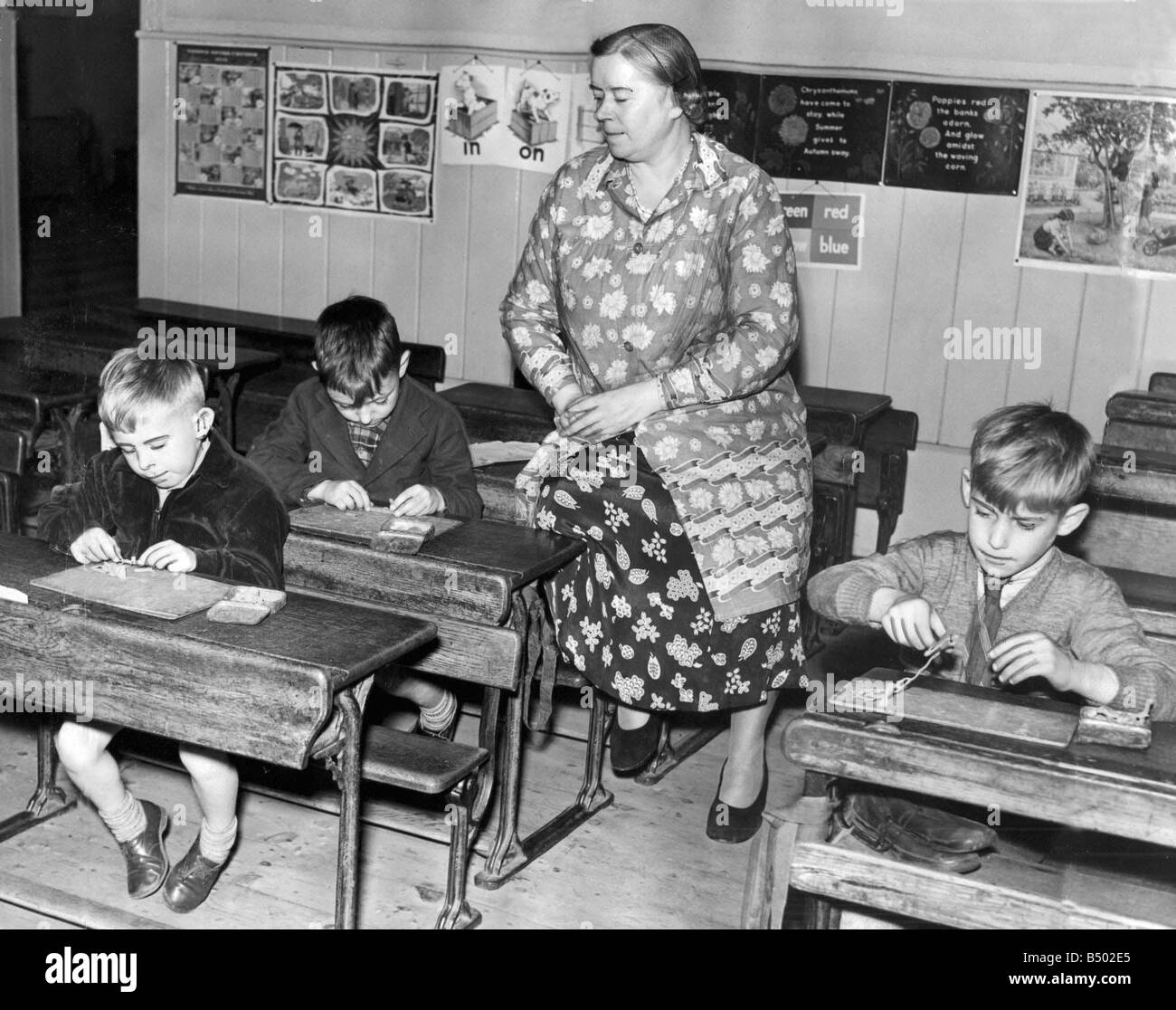 1950s school class Banque d'images noir et blanc - Alamy