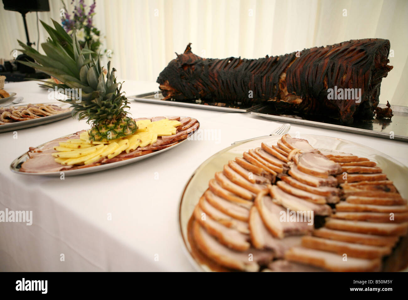 Buffet de viande Banque de photographies et d’images à haute résolution ...