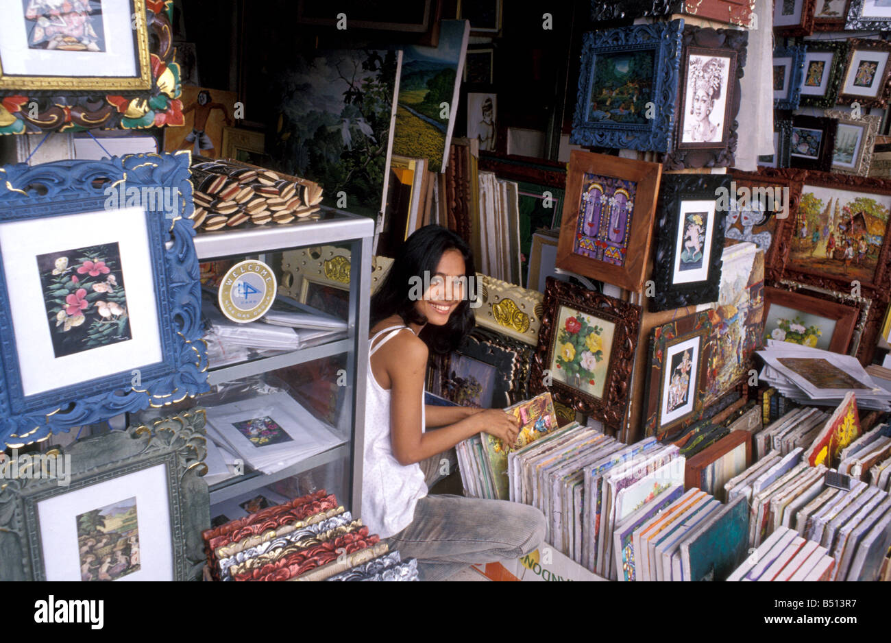 Pasar kumbasari Banque de photographies et d’images à haute résolution ...