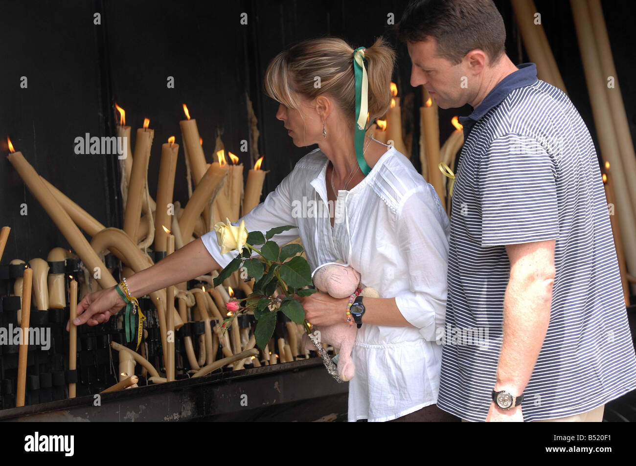 Portugal abduction kate gerry mccann visit fatima shrine Banque de ...