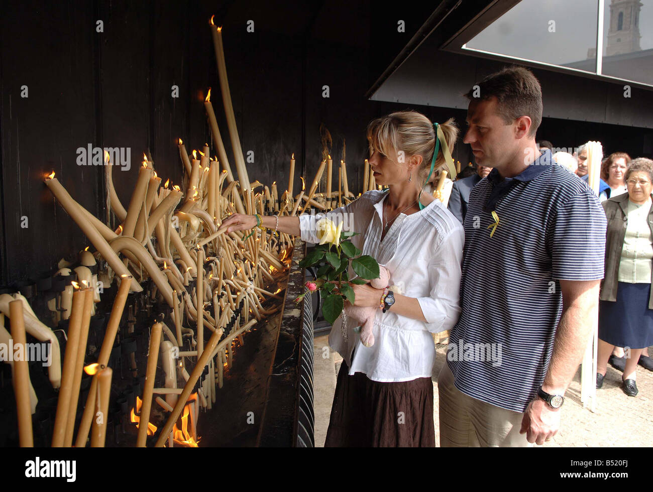 Portugal abduction kate gerry mccann visit fatima shrine Banque de ...