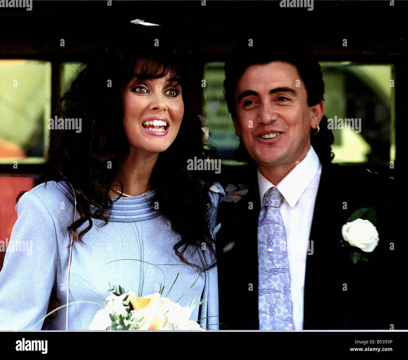 Caroline Munro ex James Bond Girl avec son mari réalisateur George ...