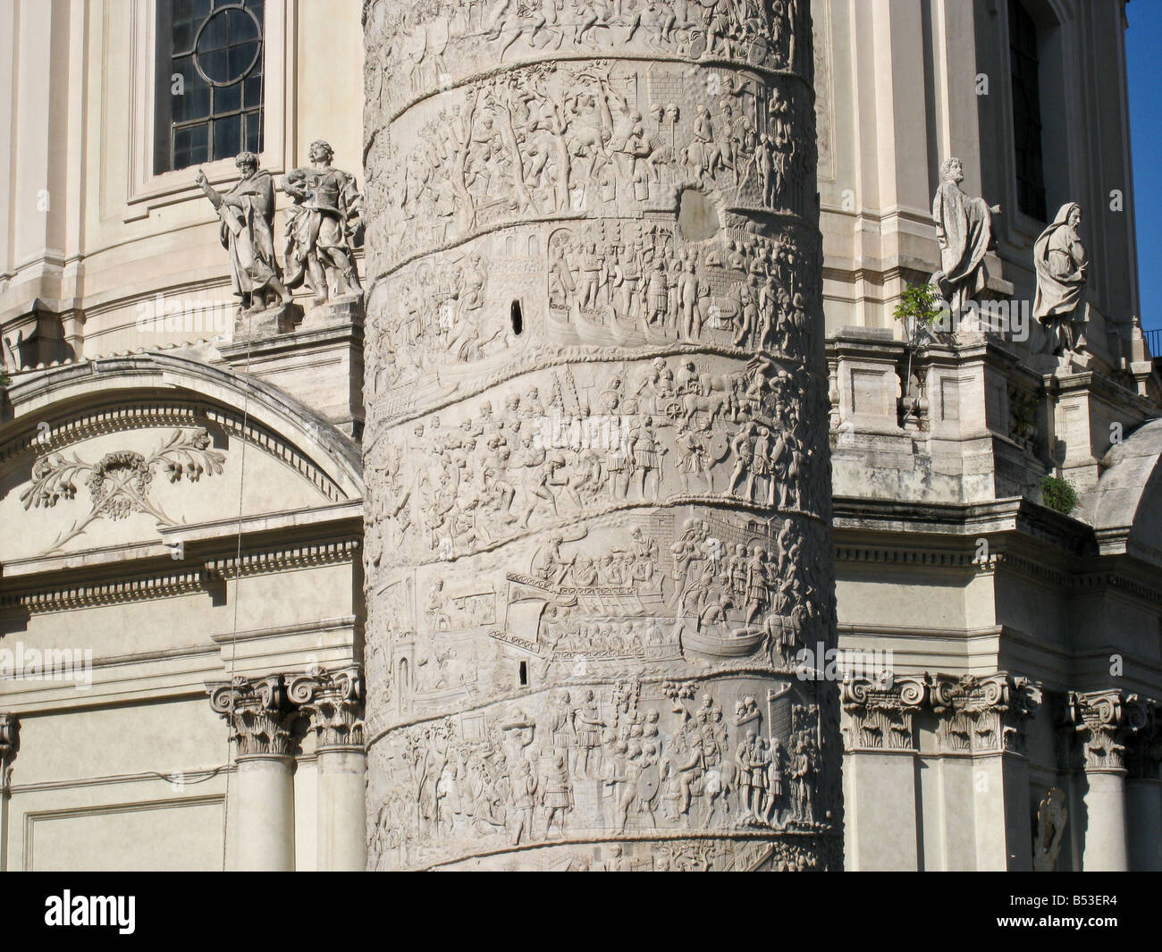 Piédestal colonne trajane Banque de photographies et d’images à haute ...