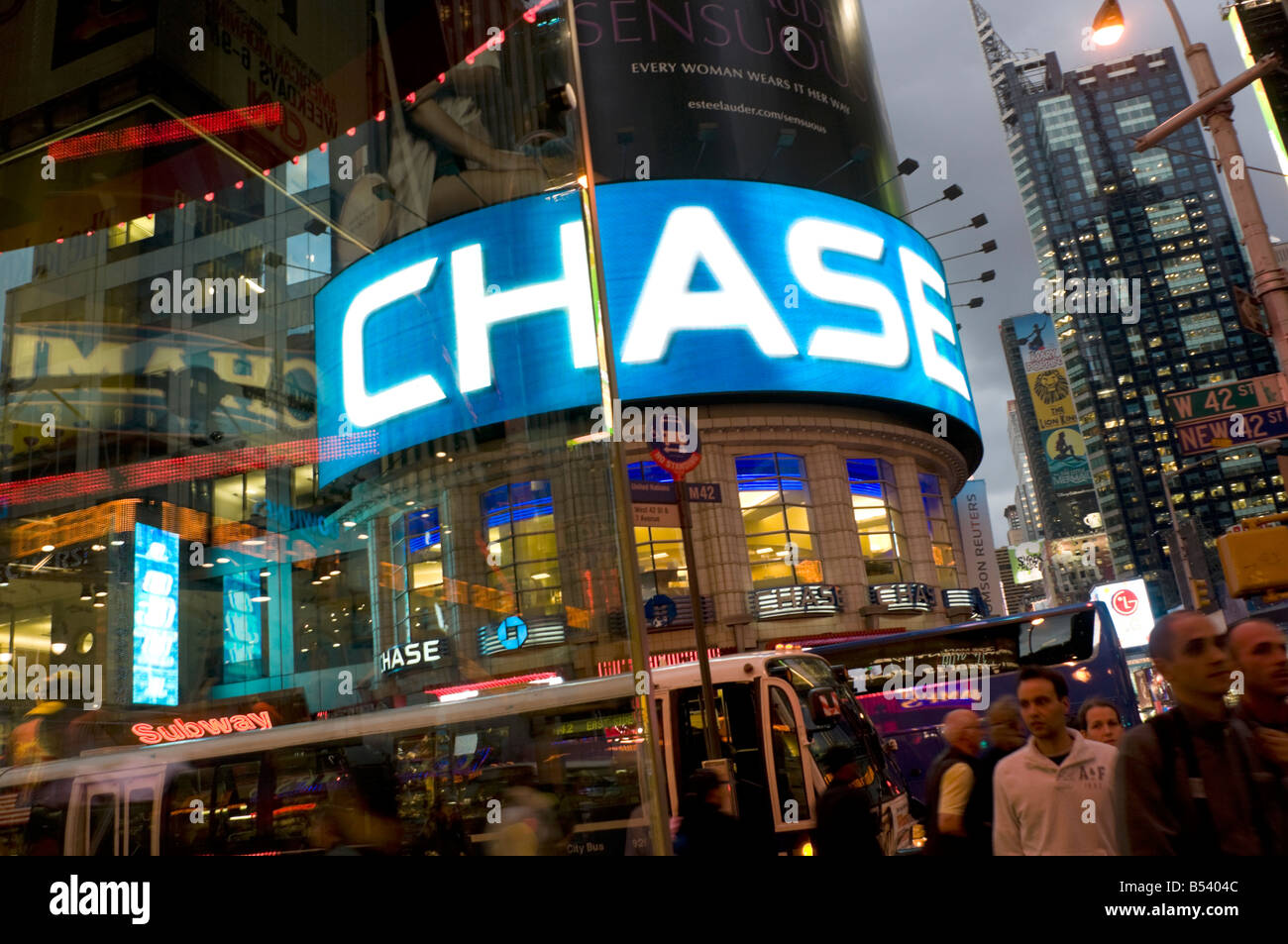 Jp morgan bank Banque de photographies et d’images à haute résolution ...