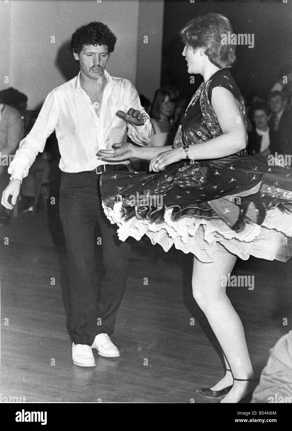 Un Couple Rockn Roll Dancing Jiving Banque Dimages Photo Stock