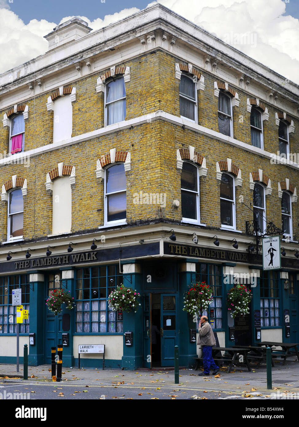 Pub lambeth Banque de photographies et d’images à haute résolution - Alamy