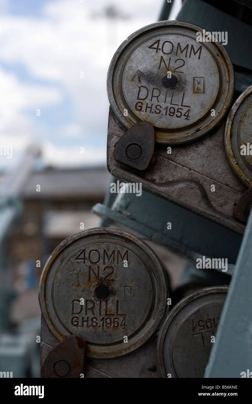 Canon bofors de 40 mm Banque de photographies et d’images à haute ...