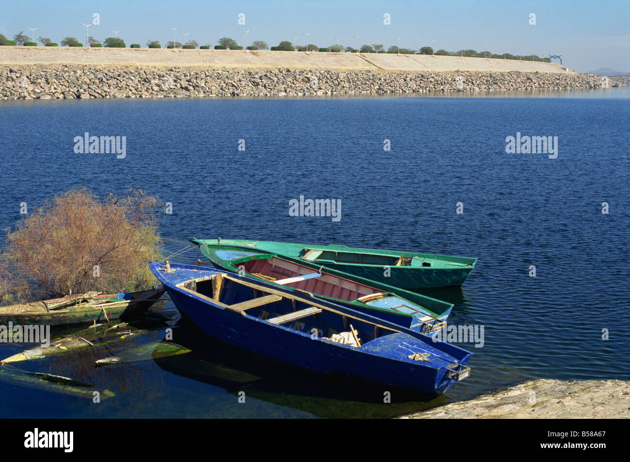 Le haut barrage Banque de photographies et d’images à haute résolution ...