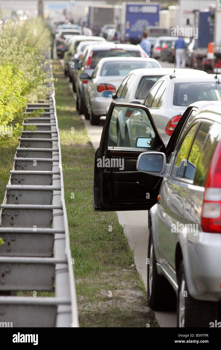 Highway traffic jam on the a2 Banque de photographies et d’images à ...