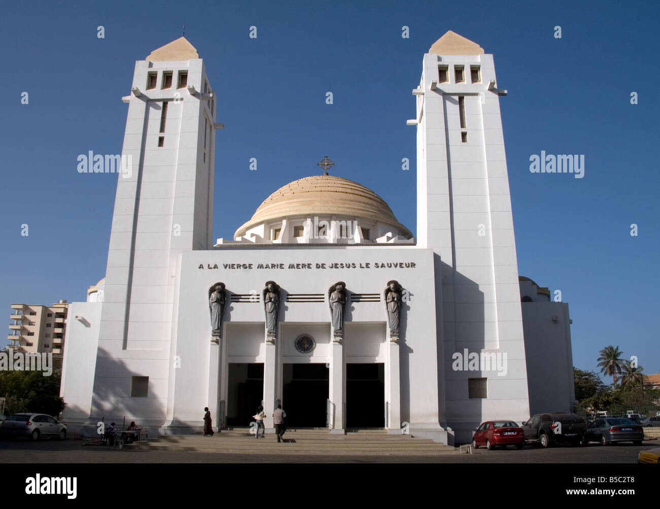 Catholic cathedral dakar senegal Banque de photographies et d’images à ...