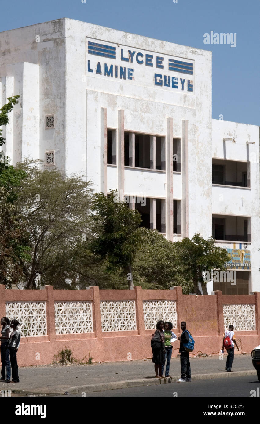 Lycée Lamine Gueye de Dakar au Sénégal l'école secondaire Photo Stock ...