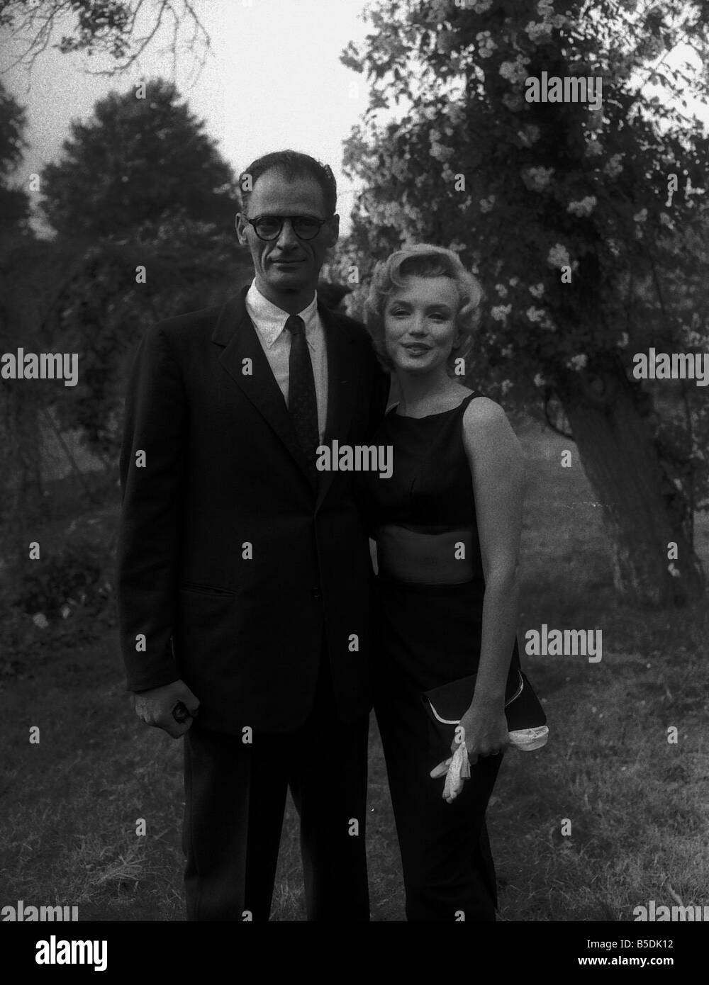 Marilyn monroe arthur miller Banque d'images noir et blanc - Page 2 - Alamy