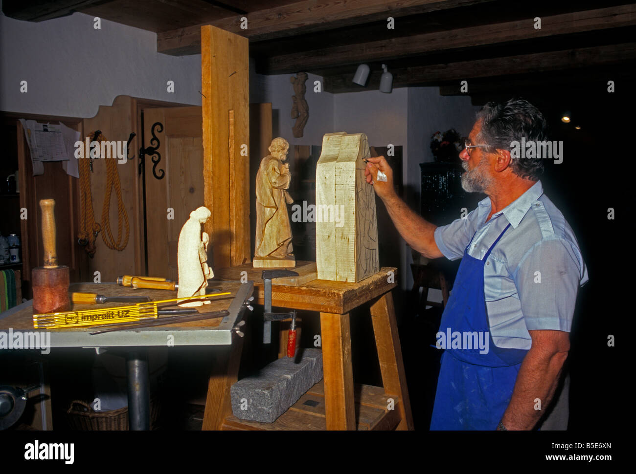 1, l'un, sculpteur sur bois, la sculpture sur bois, bois, bois, l ...