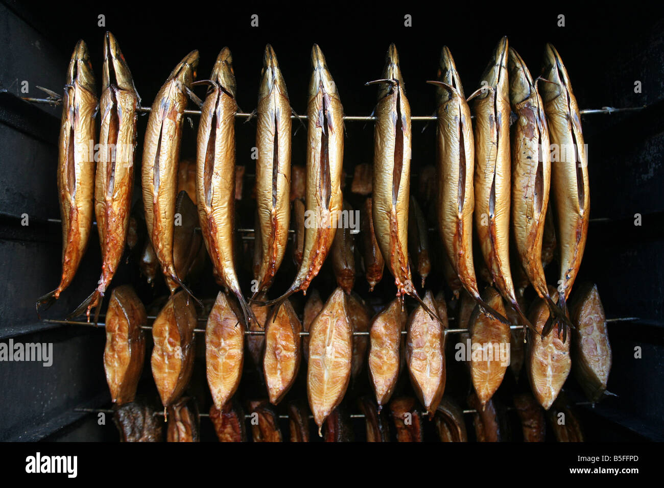 Fumage de poisson Banque de photographies et d’images à haute ...