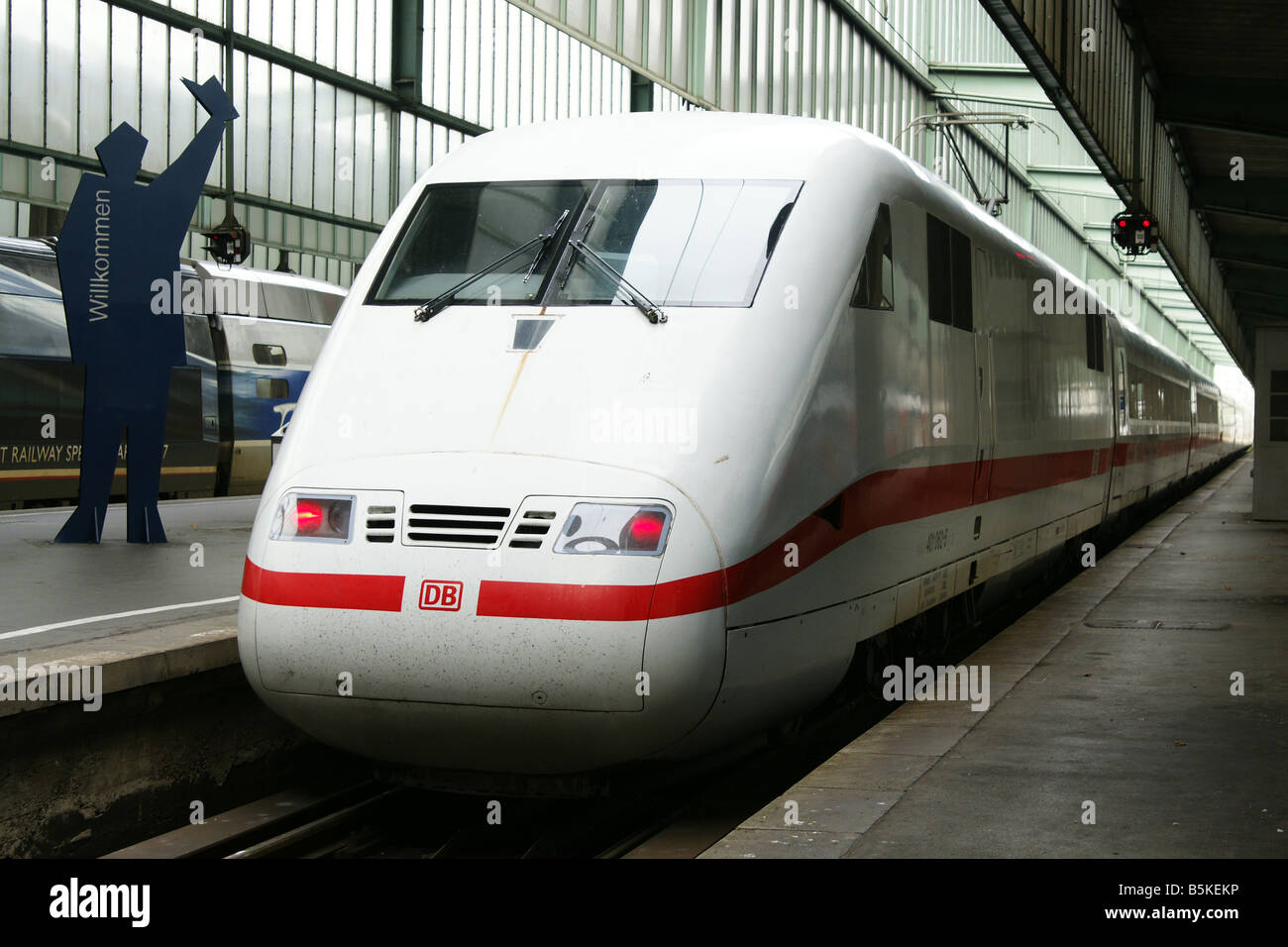 Glace interurbaine express Banque de photographies et d’images à haute résolution - Alamy