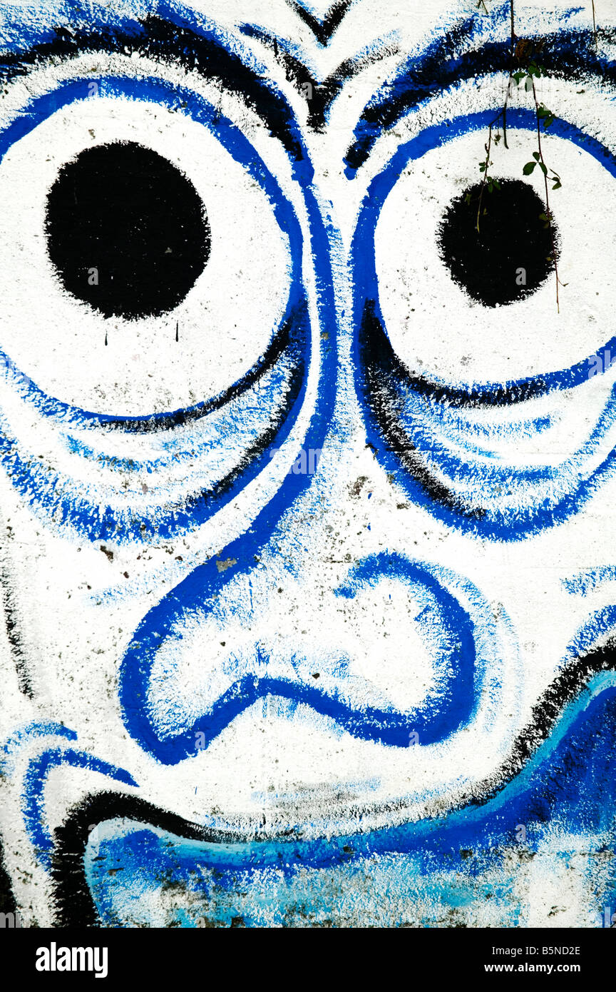 Visage graffiti Banque de photographies et d’images à haute résolution ...