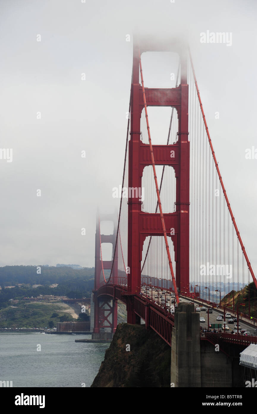 Brouillard de golden gate bridge Banque de photographies et d’images à ...