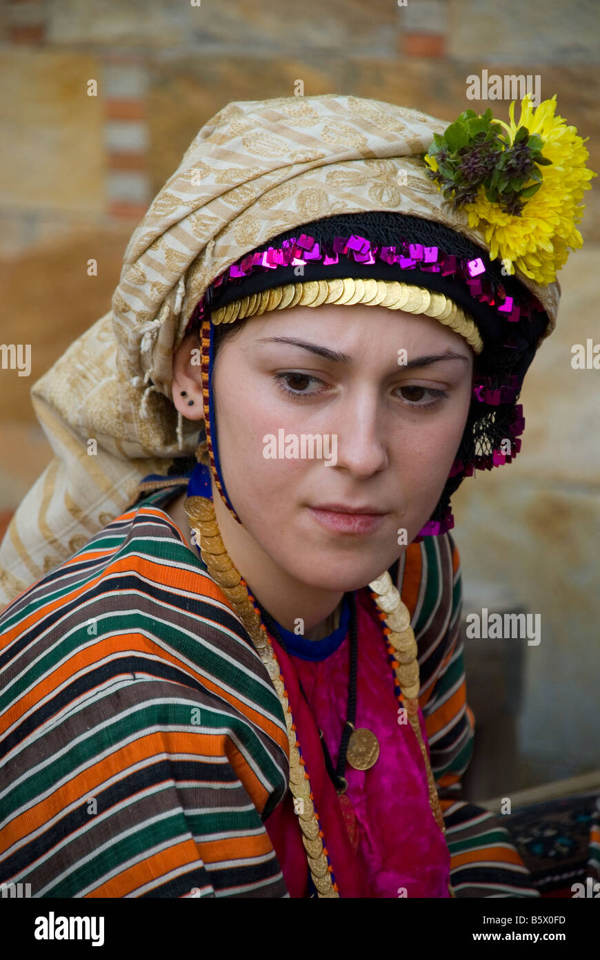 Coiffe turque traditionnelle Banque de photographies et d’images à ...