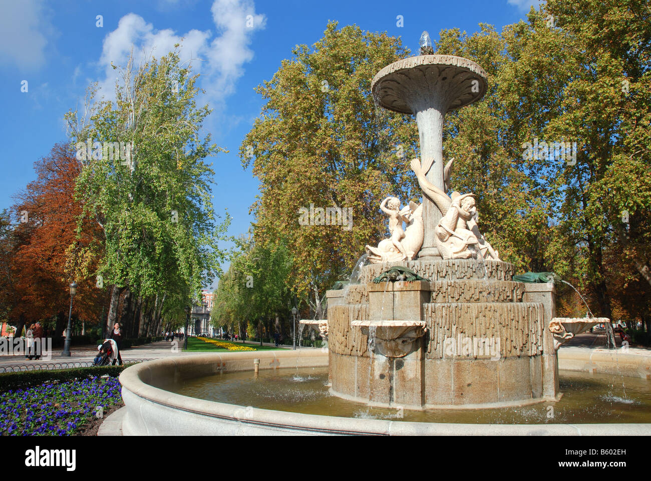 Parque el retiro Banque de photographies et d’images à haute résolution ...