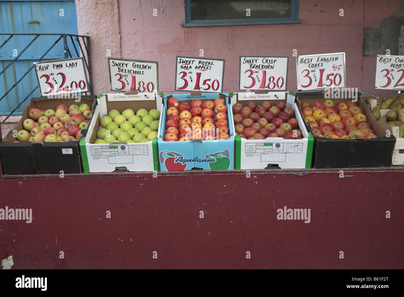 Varieties of apples Banque de photographies et d’images à haute ...
