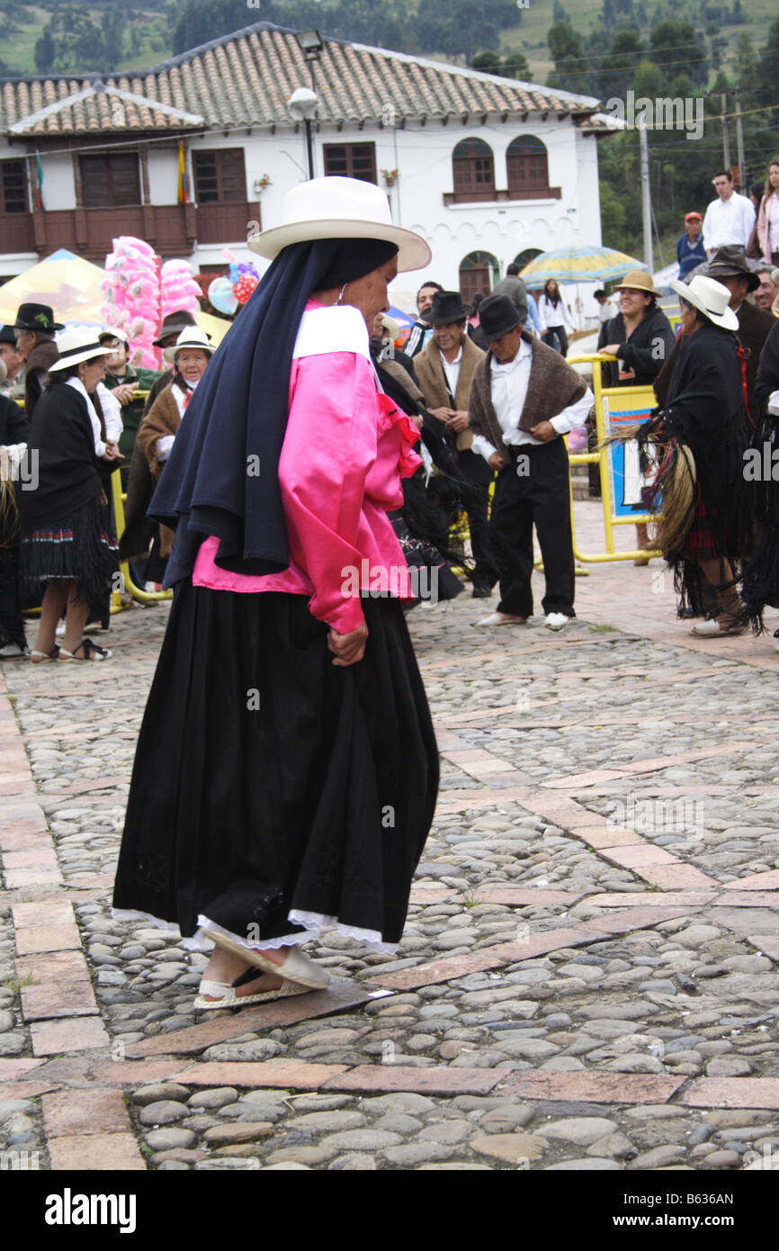 Danse colombienne Banque de photographies et d’images à haute ...