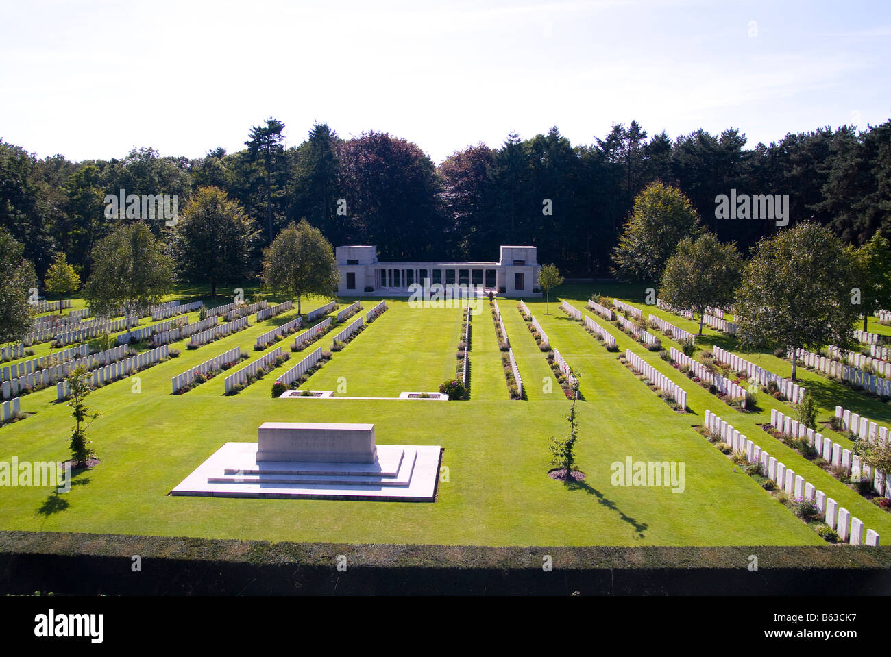 Le bois du polygone, cimetière de buttes et de cimetière Tyne Cot ...